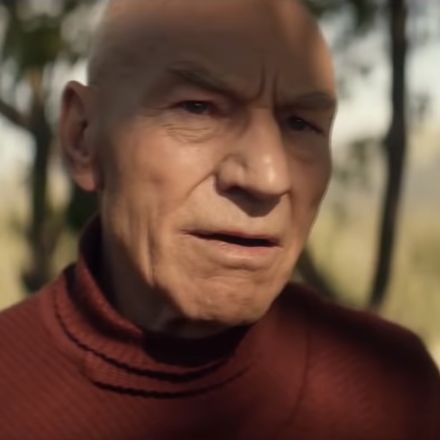 Star Trek producer explains Picard is "more character-based" than Next ...